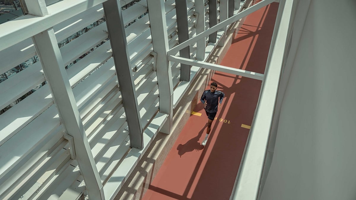 Abu Dhabi tower earns Guinness World Records title for highest running ...