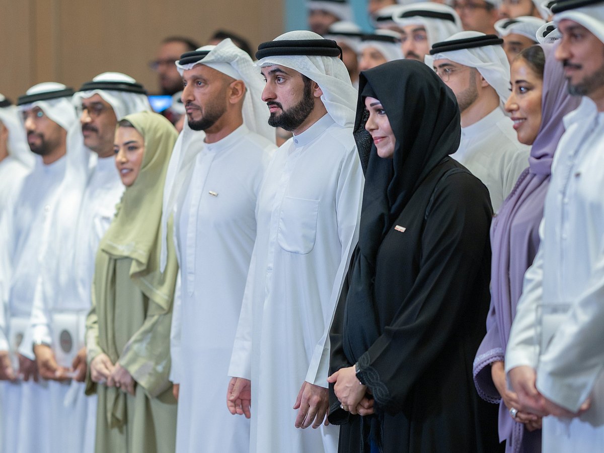 Sheikh Ahmed Honours Over 100 UAE Media Leaders at 11th Emirati Media ...