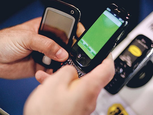 Du blocks fake mobile phones in UAE