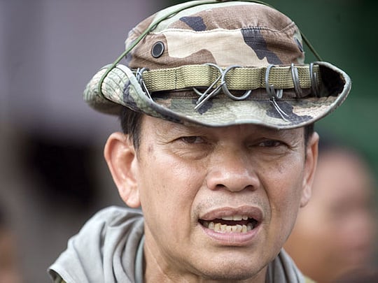 Thailand's red shirt military general dies, chaos continues
