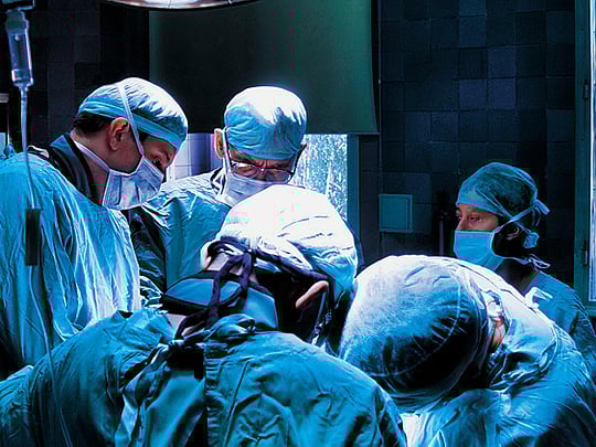 'Heart bypass surgery device without stopping the heart'