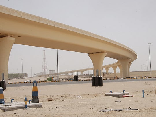 Abu Dhabi to partially open new Al Mafraq bridge
