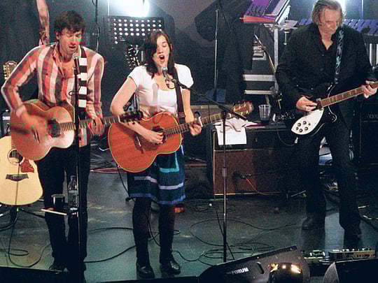 Gary Lightbody, Peter Buck form indie group