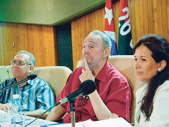Castro unveils book on military victory