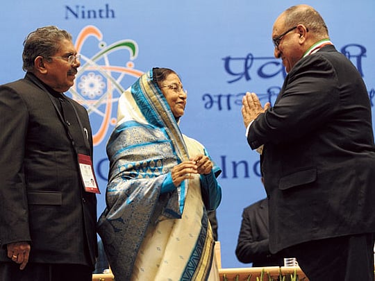 Jashanmal, 12 other expats feted