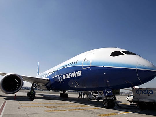 Boeing Dreamliner makes debut at the Dubai Airshow