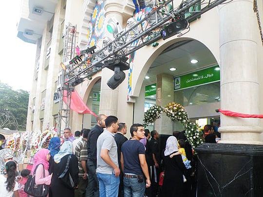 Biggest mall in Gaza Strip opens its doors