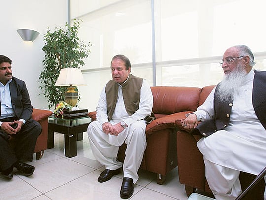 Early Pakistan elections will solve crisis