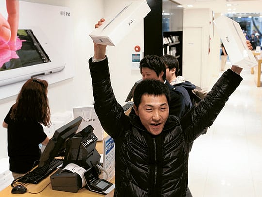 Dealers patient as demand for new iPad muted