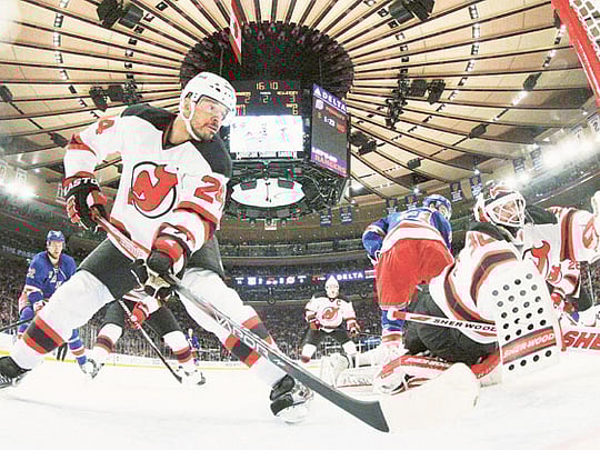 Devils edge nearer to Stanley Cup