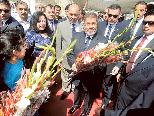 Egypt President Mohammed Mursi arrives in Pakistan on South Asia tour