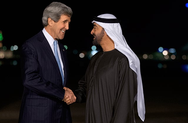 Mohammad Bin Zayed welcomes John Kerry
