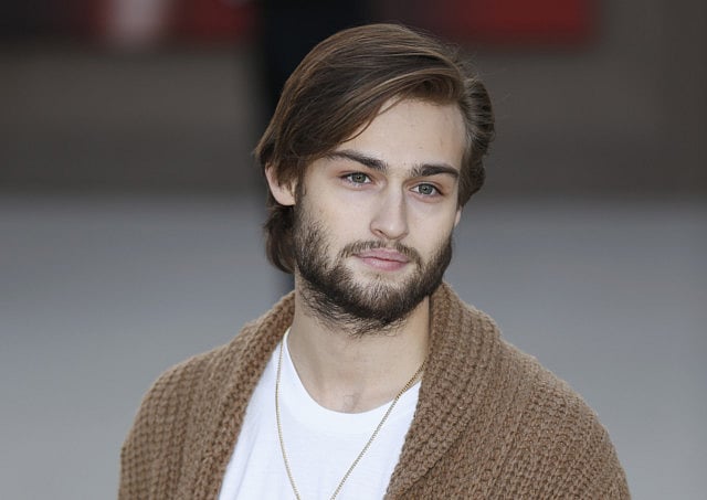 Douglas Booth Shem Young British Actor Can't Catch A Break | Archives