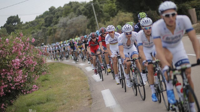 Cavendish leads chorus of anger at Tour chaos