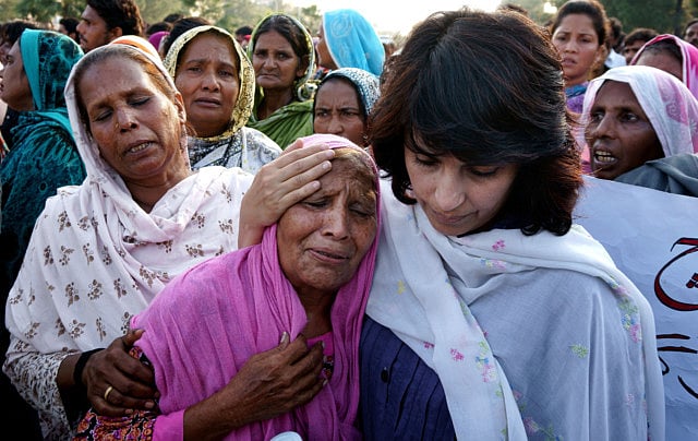 Pakistani Christians protest over church bombing