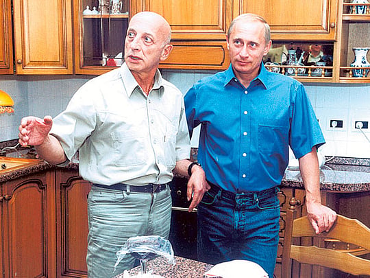 Vladimir Putin lonely, scared to loosen iron grip