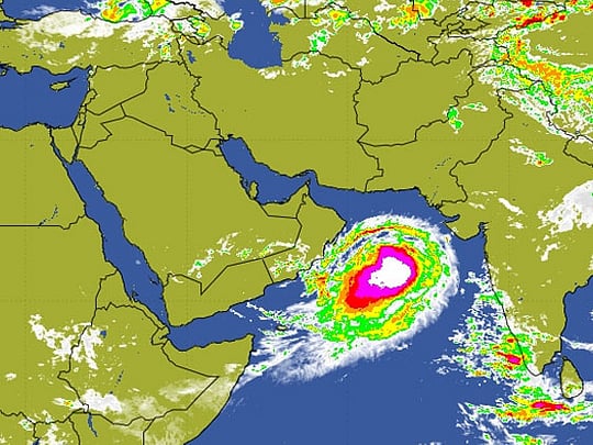 Cyclone 'no threat to UAE'
