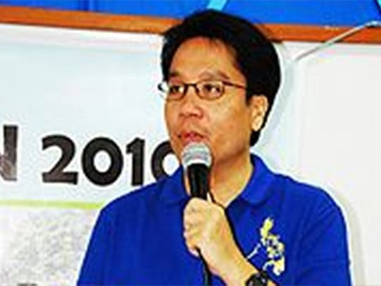Who is Mar Roxas?