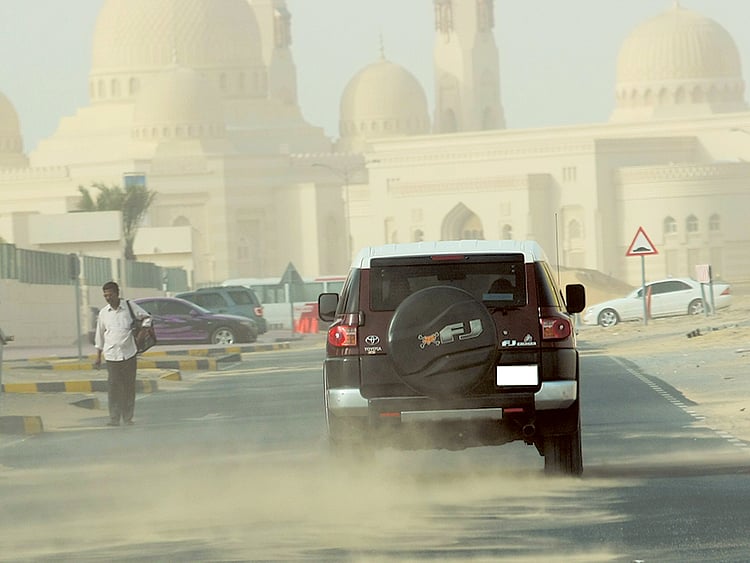 UAE weather alert: Dust storms, rainfall, and strong winds impacting ...
