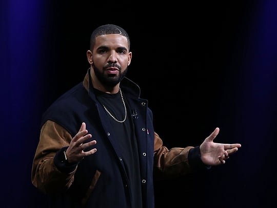 Drake hits back at ghostwriting claim