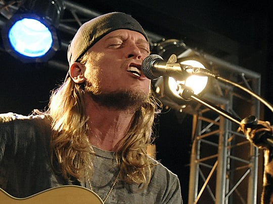 Puddle of Mudd singer pleads not guilty in vandalism case
