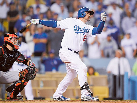 Gonzalez double helps Dodgers slay Giants