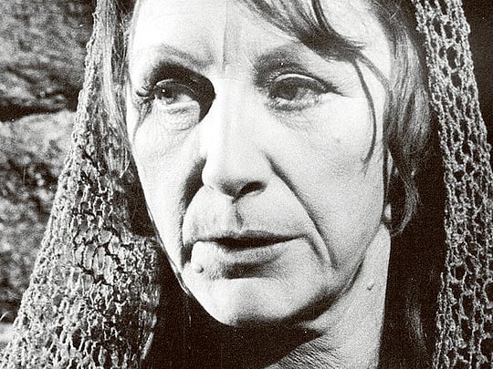 January 3 1992: Actress Dame Judith dies