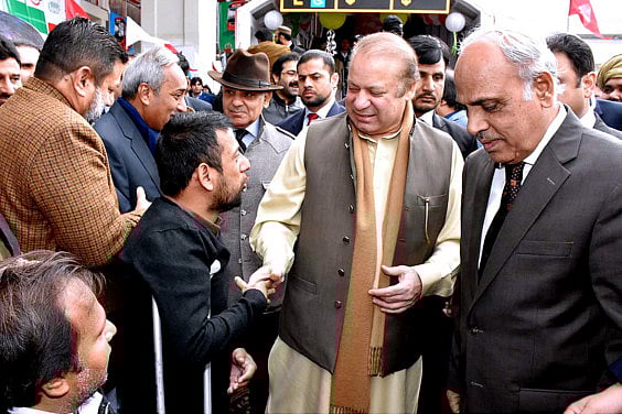 Metro bus service opened in Multan