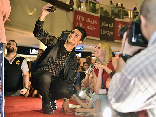 Mohammad Assaf hangs out with his UAE fans