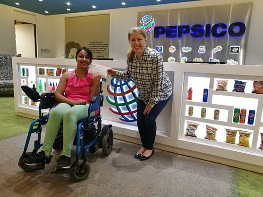 Pepsico employee says goodbye with a touching gesture