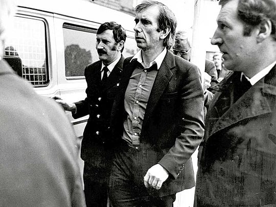 November 10, 1987: UK spy gets 35 years in jail