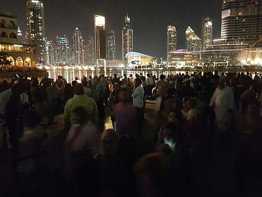 Power failure plunges Dubai Mall into darkness for 90 minutes
