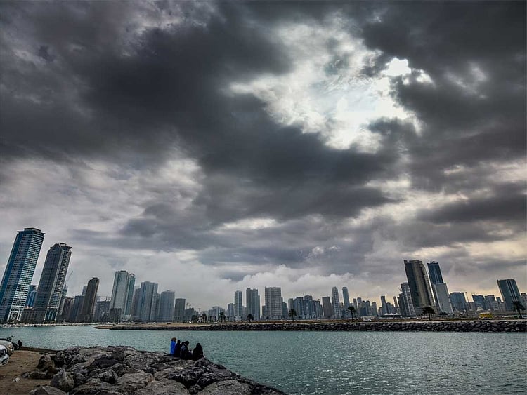 UAE Weather Update: Calm Conditions with Light Rain Possible in Some Areas