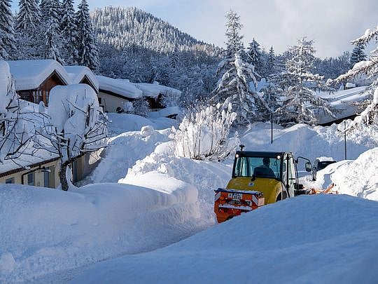 Heavy snow hits Europe