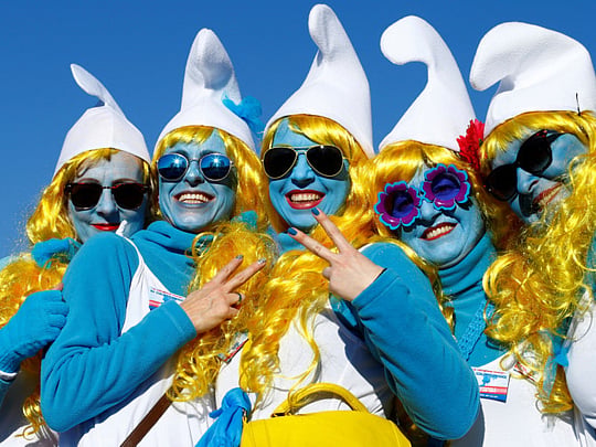 Germany makes smurfs gathering record