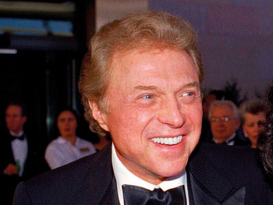 Singer Steve Lawrence reveals Alzheimer’s diagnosis
