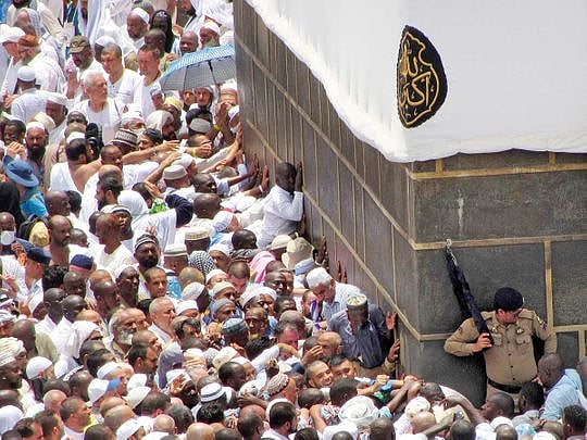 200 hit by New Zealand massacre take part in hajj pilgrimage
