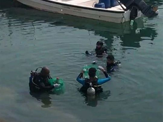 Bahrain volunteers launch underwater clean-up drive
