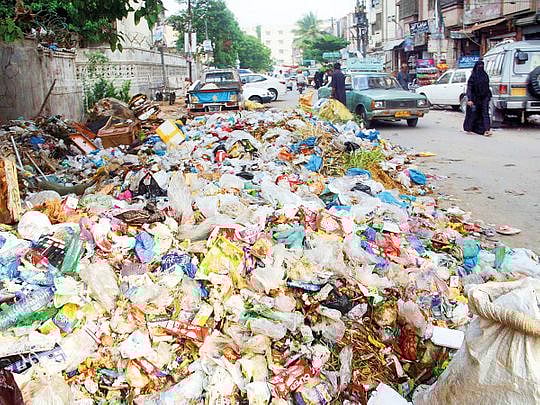 ‘Dream destination’ Lahore littered with garbage