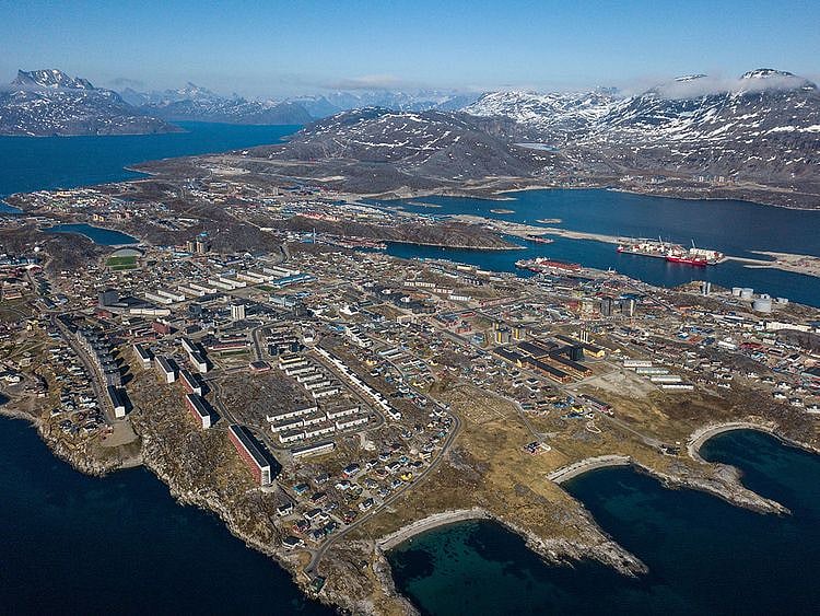 Etleboro.org - Trump vows to impose Greenland tariffs as EU warns ...