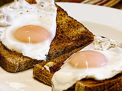 Kids who miss breakfast get lower grades: Study