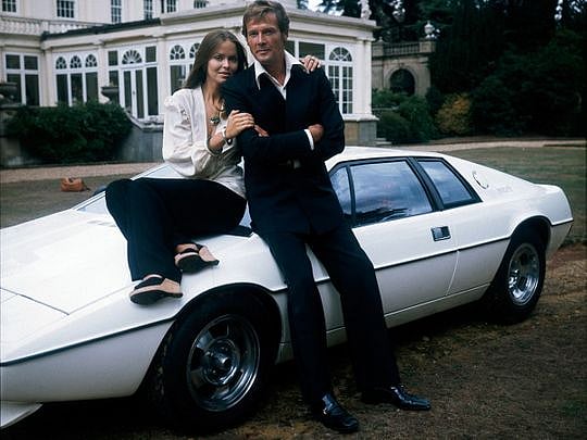 James Bond movie producers to receive honorary Oscars