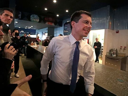Buttigieg Narrowly Defeats Sanders In Iowa Caucus