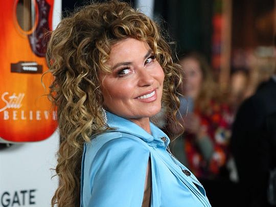 Shania Twain recounts painful divorce in trailer for Netflix ...