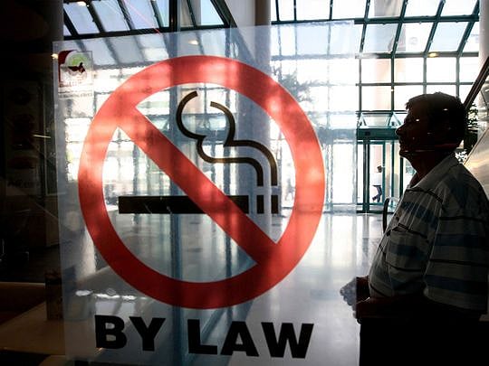 Smoking regulations in the UAE: Where can you smoke? Which areas are ...