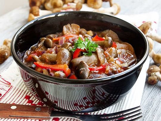 Tomato and mushroom ragout