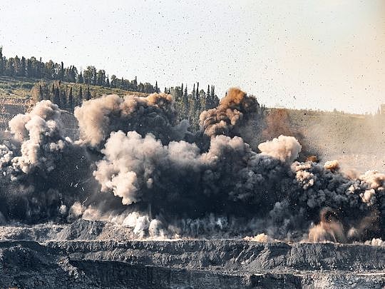 22 trapped after explosion in Chinese gold mine
