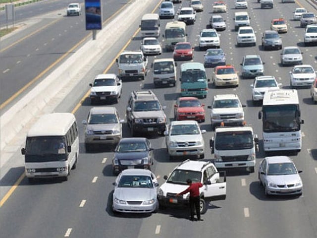 UAE Ramadan Traffic: Peak Accident Times and Dangerous Days Unveiled