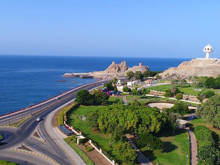 UAE to Oman by Bus: Complete Guide to Routes, Fares, Timetables and ...