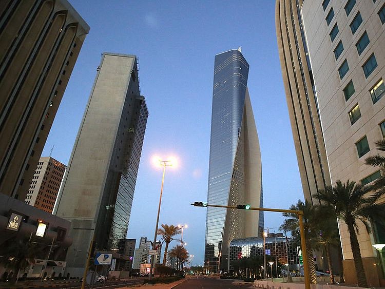 Kuwait probes woman with dual nationalities under different identities